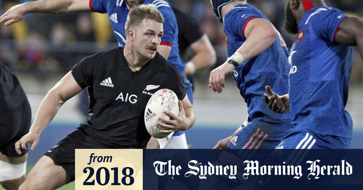 All Blacks beat 14-man France with help from Australian ref