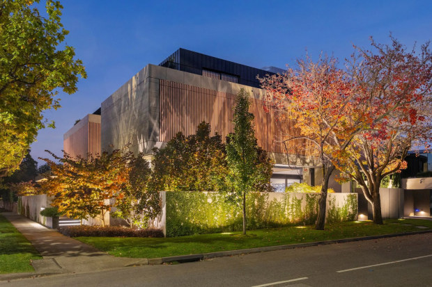 Health-focused Toorak mansion slips onto market with $40m plus hopes