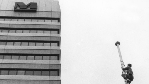 Rare jobs Melbourne: Night-cart man, lion tamer, steeplejack, milkman