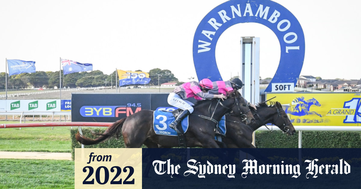 Warrnambool horse racing 2022: Trainer Symon Wilde celebrates win with ...