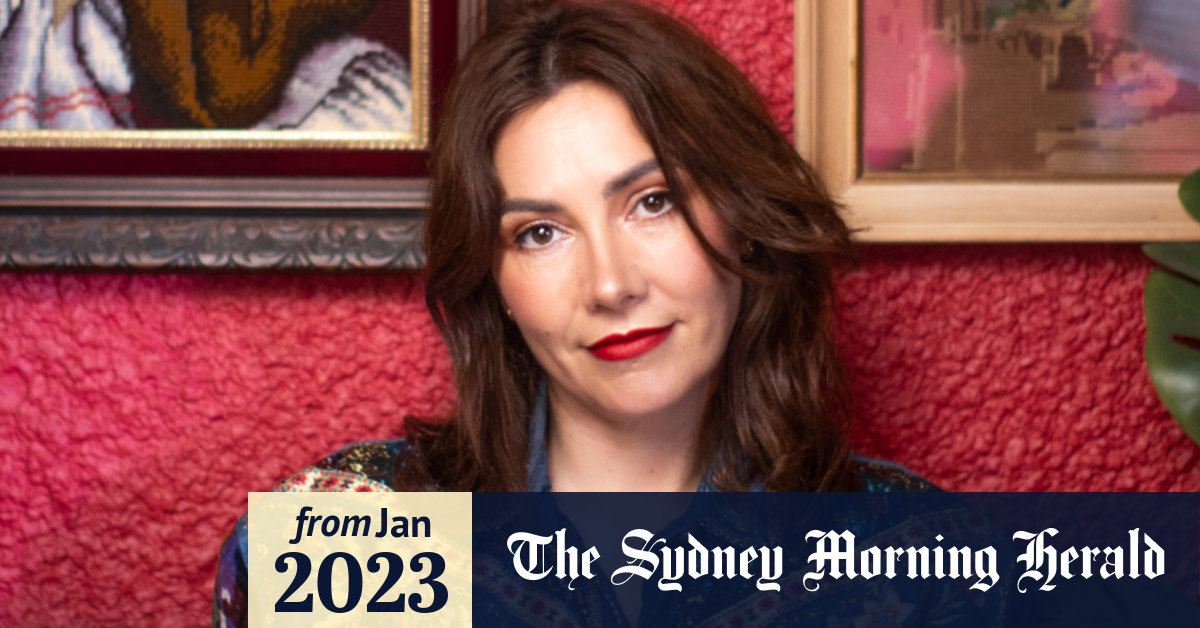 Ella Hooper releases new album