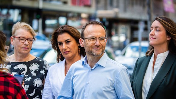 Trans feud raises spectre of Victorian Greens’ expulsion from national ...