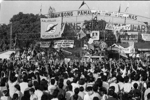 From the Archives, 1986: Revolution in the Philippines ousts President ...