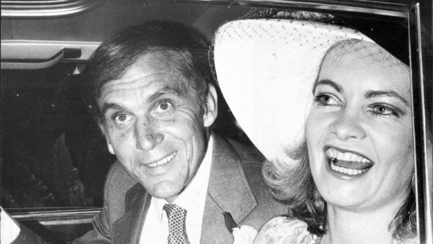 John Laws farewells wife Caroline Laws at funeral in Sydney's Darling Point