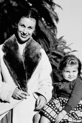 Primrose Dunlop obituary: Australian socialite had life of privilege ...