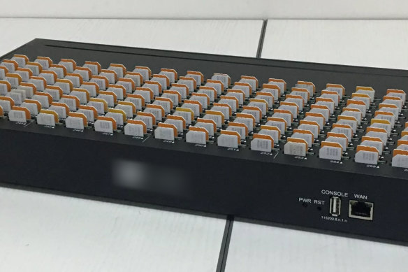 Phishing fraudsters used SIM box to fleece hundreds of victims, police ...