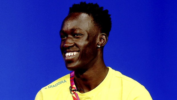 Deng breaks Australian 800m record