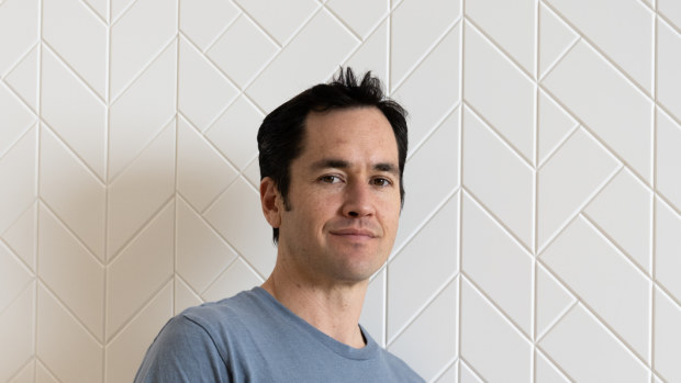 360 ASX: CEO Chris Hulls has a fantastic “enhanced termination” package