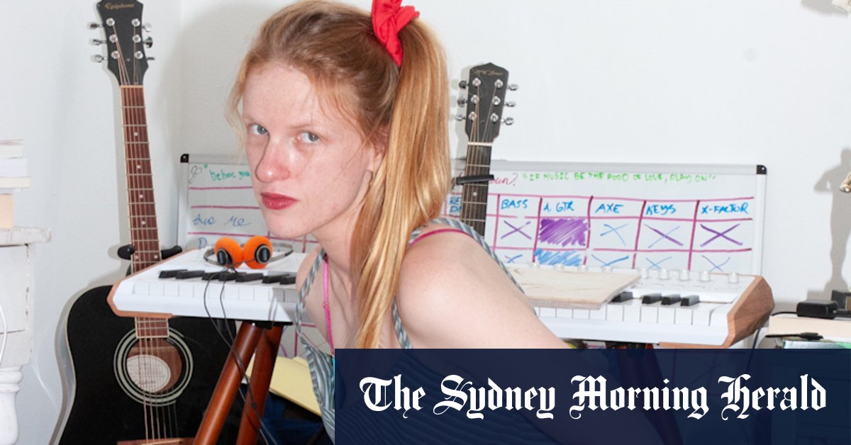 Audrey Hobert, Who’s the Clown?, album review and interview