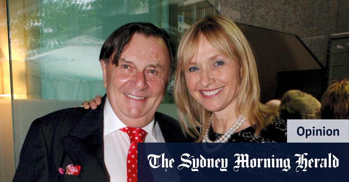 Barry Humphries’ family gathers from around the globe