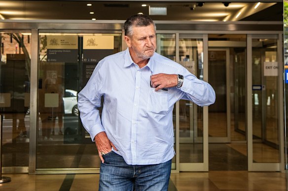 Former CFMEU leaders Darren and Michael Greenfield jailed over kickbacks