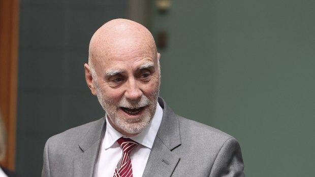 Warren Snowdon to quit Parliament but continue fight for Indigenous ...