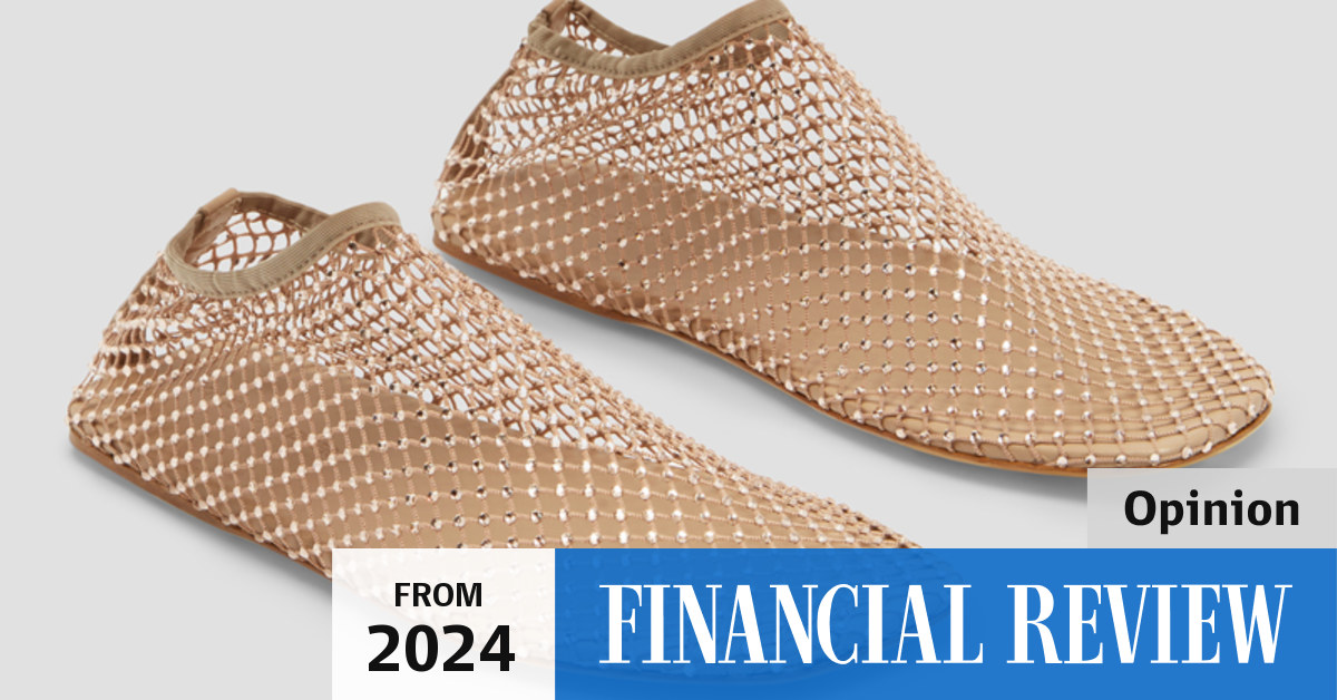 How mesh flat shoes by Alaia and Christopher Esber took over fashion ...