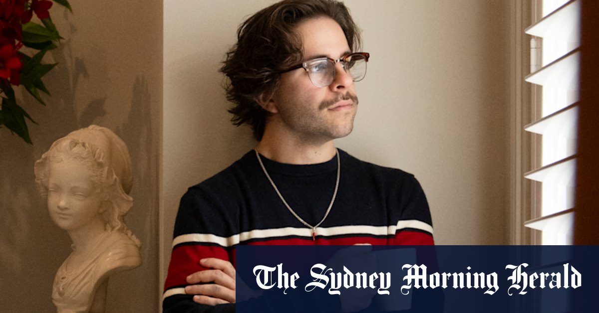 Tinder’s height filter ignites online gender war