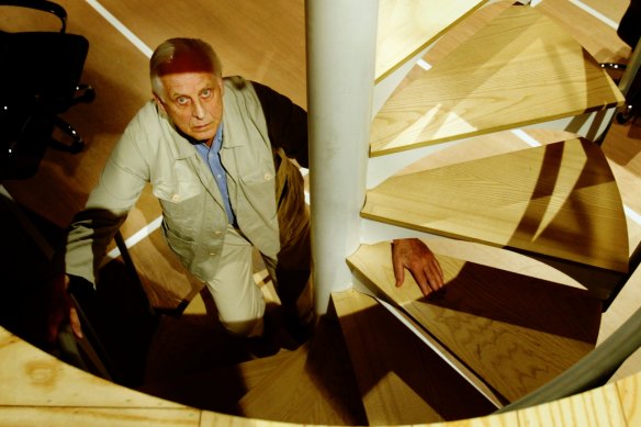 Michael Blakemore: Australian theatre director, Tony Award winner dies ...