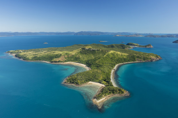 Great Barrier Reef’s Lindeman Island sells to Queensland property ...