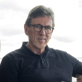 Title Deeds: China’s uniform tycoon makes his Sydney interests known