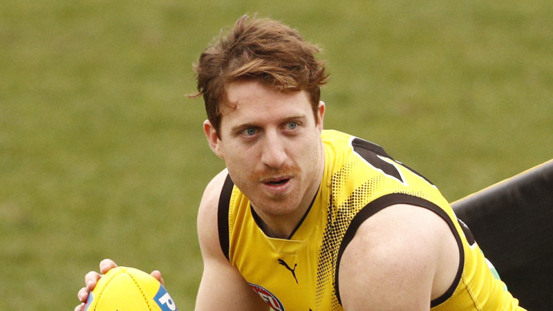 Reece Conca joins Fremantle, Jesse Hogan tours Dockers' facility