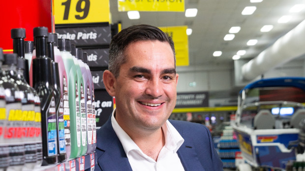 Super Retail Group takes 'calculated gamble' on Xmas