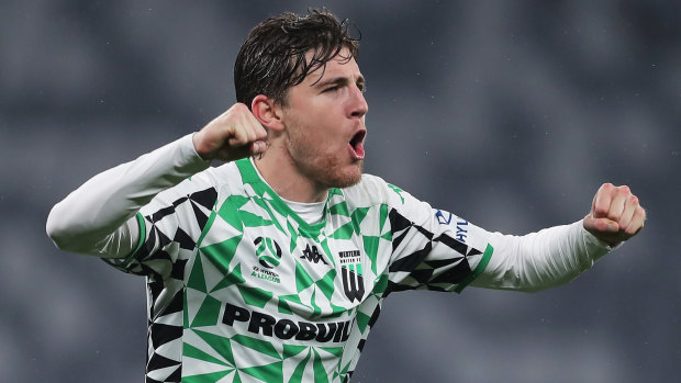 A-League 2020-21: Sydney FC take swipe at agent of transfer target Max ...