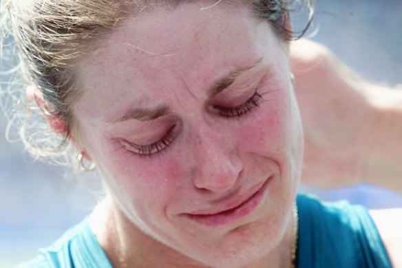 Sydney 2000 Olympics as it happened: Jane Saville left heartbroken as ...