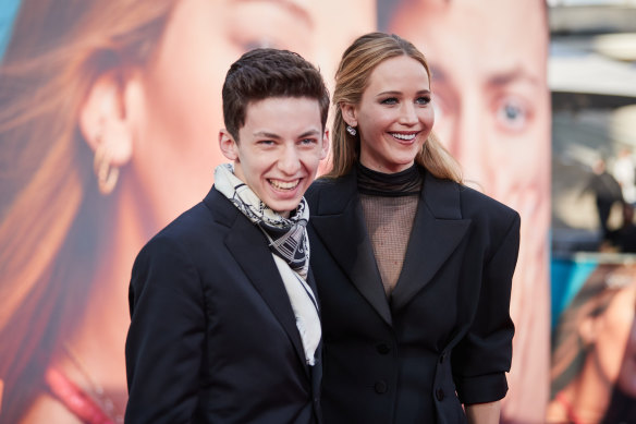 No Hard Feelings: Andrew Barth Feldman on getting a lap dance from ...