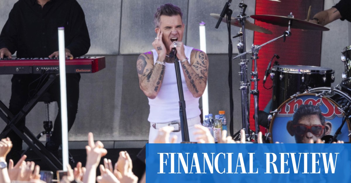 Robbie Williams ABC: UK pop star calls ABC ‘twits’ after Better Man ...