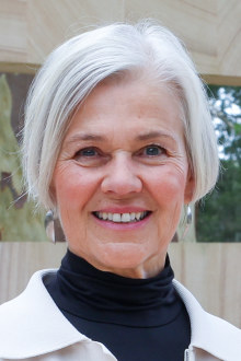 Sharon Bell, Jim Piper judge the AFR Higher Education Awards