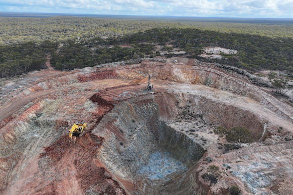 Auric locks in crucial Kalgoorlie toll treatment deal with Black Cat