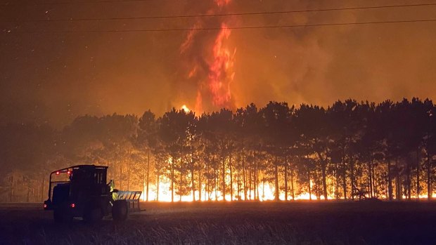 Residents north of Perth dare to hope after firefighters keep massive ...