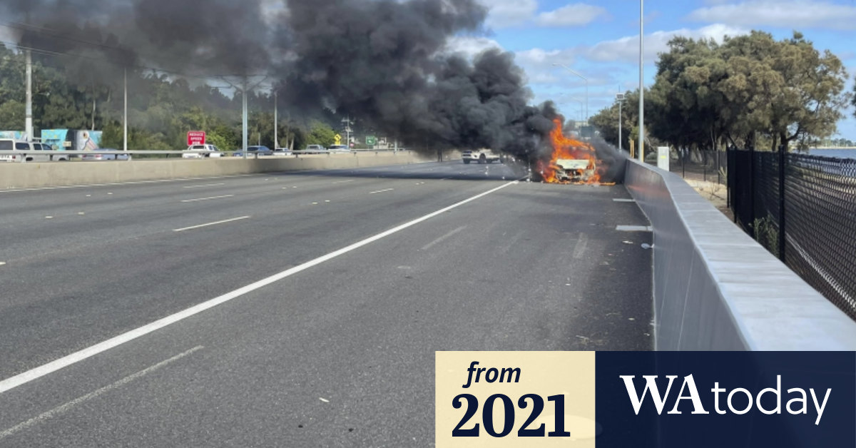 Ute fire reduces Kwinana Freeway northbound to single lane as Easter ...