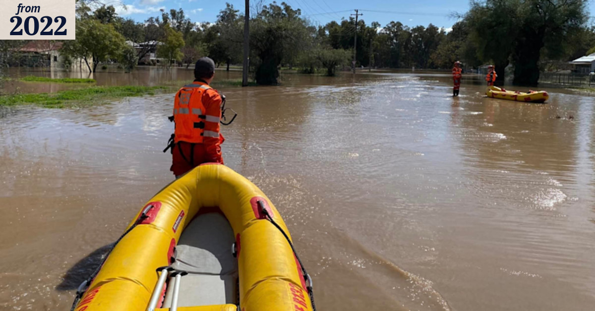 NSW floods: Namoi River, Gunnedah floods forcing rescues, evacuations ...