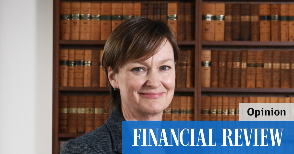 High Court Justice Jacqueline Gleeson wants young lawyers to push for ...