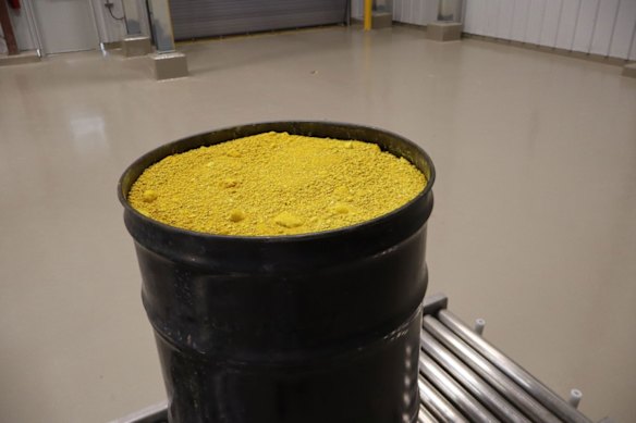 Peninsula produces first uranium yellowcake at Wyoming plant