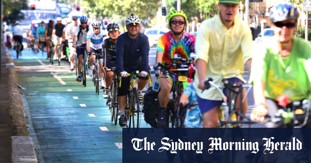 Sydney cycling: Missing link bike lane to open this year