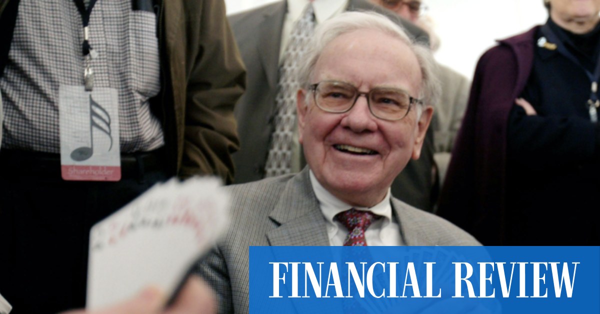 Warren Buffett: Tim Cook, Jamie Dimon praise inspirational teacher