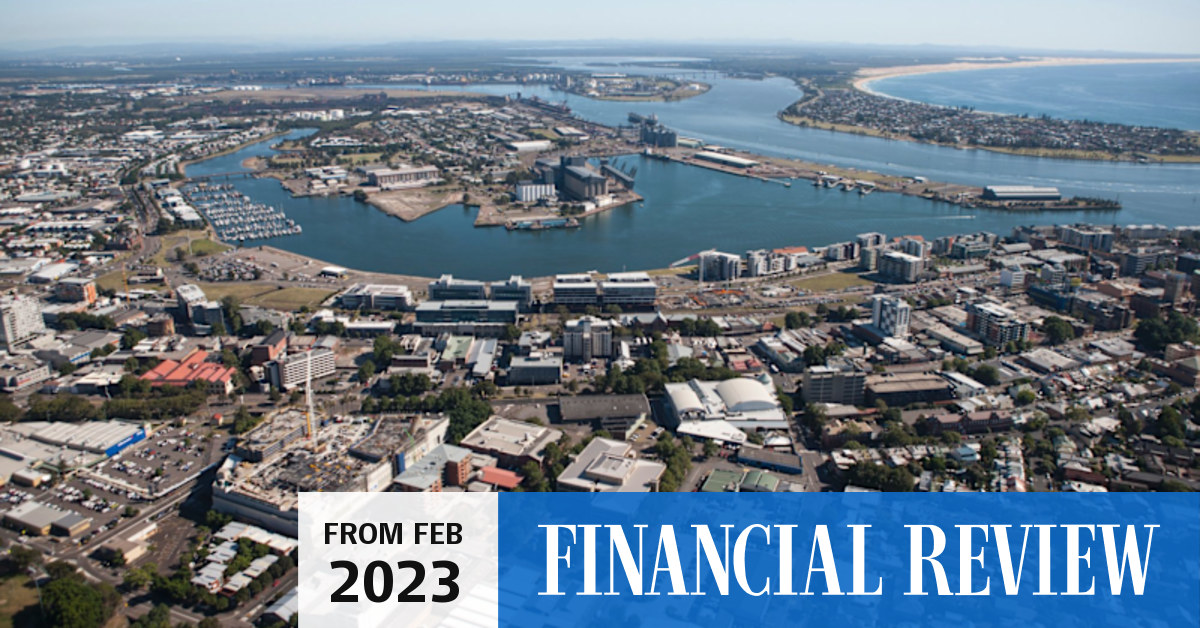 Qube moves on bulk, general cargo biz Newcastle Stevedores