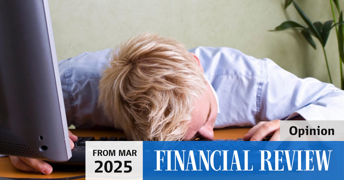 Workplace performance reviews: How managers can identify low performers