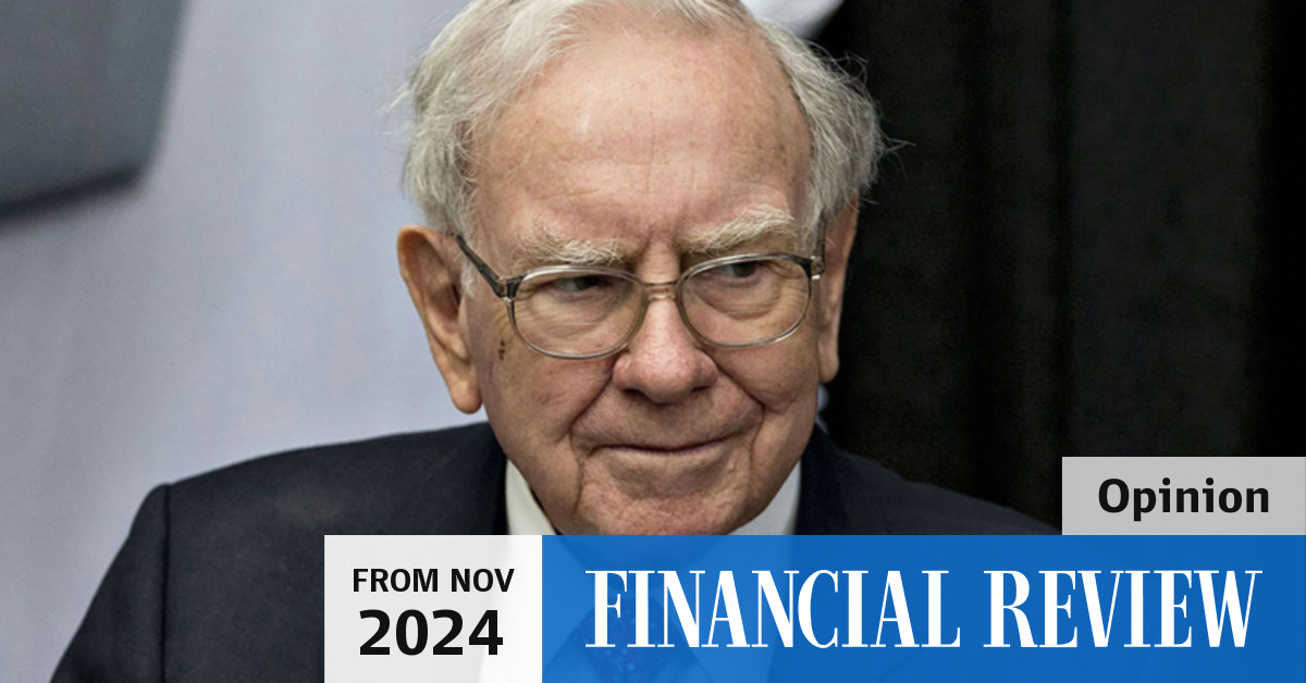 Warren Buffett cash hoard warning