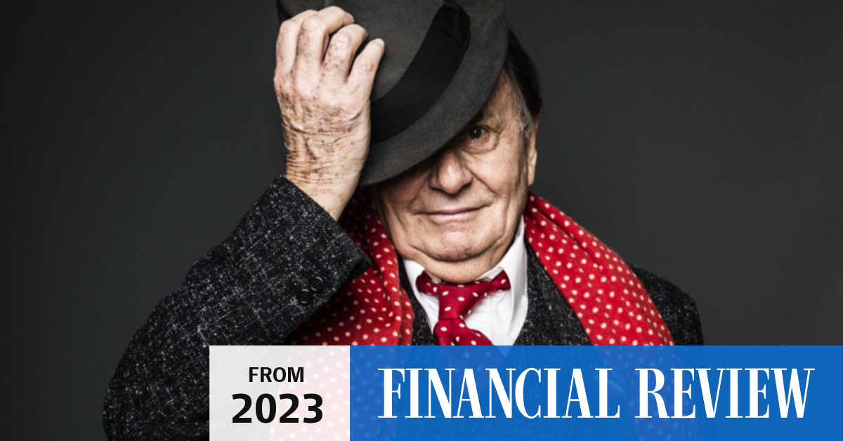 Barry Humphries, iconic comic who played Dame Edna Everage, dead at 89