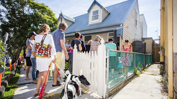 ‘Release the hounds!’: Buying a house in Sydney is a game of ruthless ...