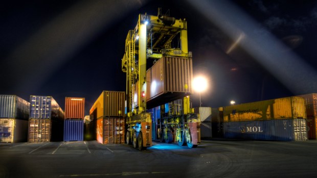 DP World mandates jab for wharfies to halt disruption