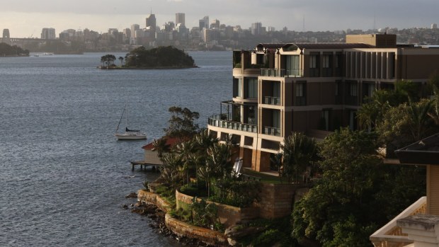 Jarden forecasts house prices to drop up to 25 per cent from peaks as ...