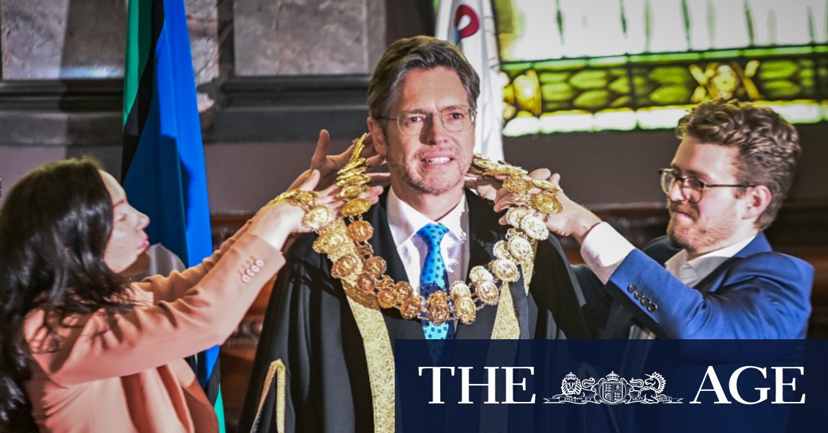 Nick Reece sworn in as Melbourne's new lord mayor with focus on safety ...