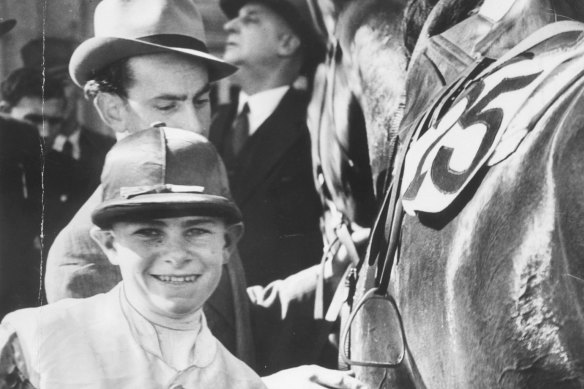 From the Archives, 1948: Controversy over first Melbourne Cup photo finish