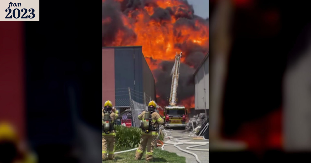 Dandenong South fire: worker missing and firefighters in hospital after ...