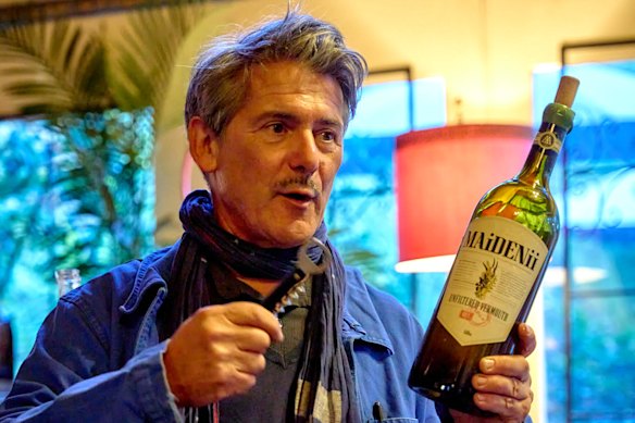 ‘Zero income’: Locals rally behind small businesses wiped out by fires