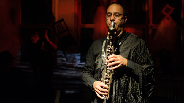 Review: Adam Simmons' powerful homecoming