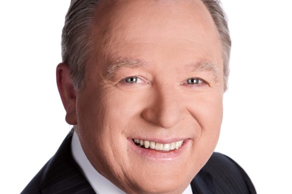 Peter Hitchener unable to finish Nine News bulletin due to migraine
