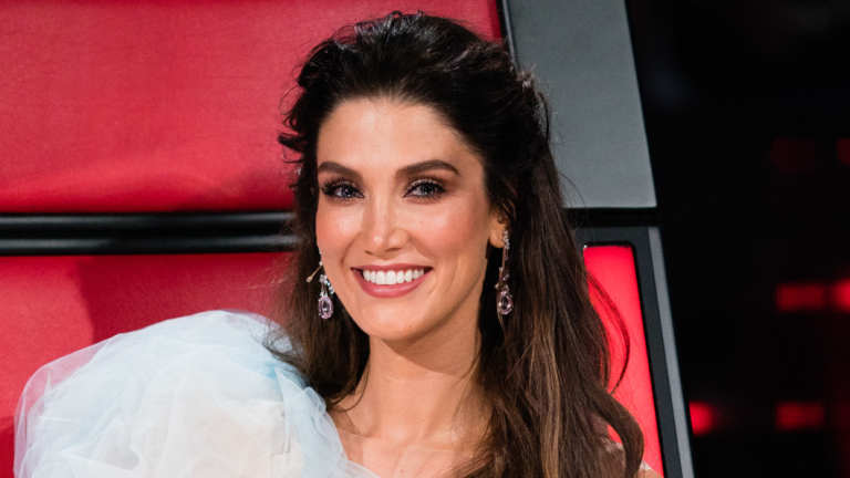 Delta Goodrem denies she is marrying Matthew Copley